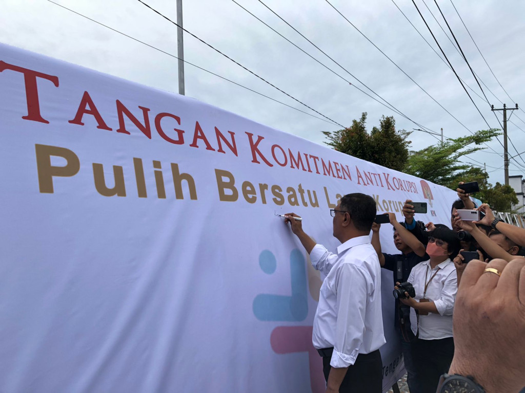 PAMWAL UPACARA HARI ANTI KORUPSI SEDUNIA (11/12/22)